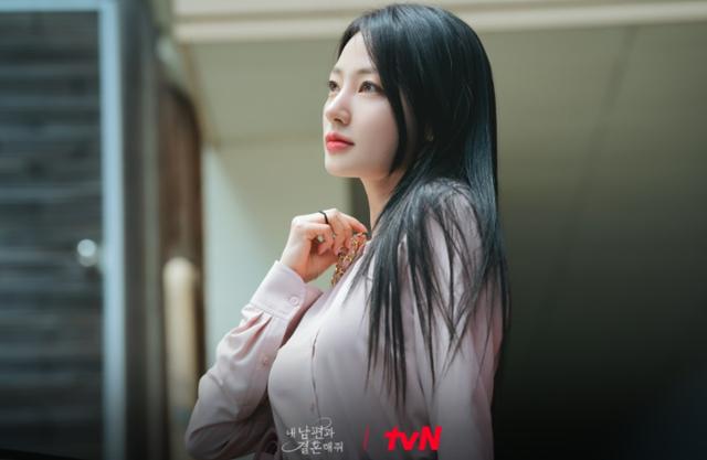 [HI★PICK] '내남결' 송하윤의 독기 러블리 룩 완성 비결